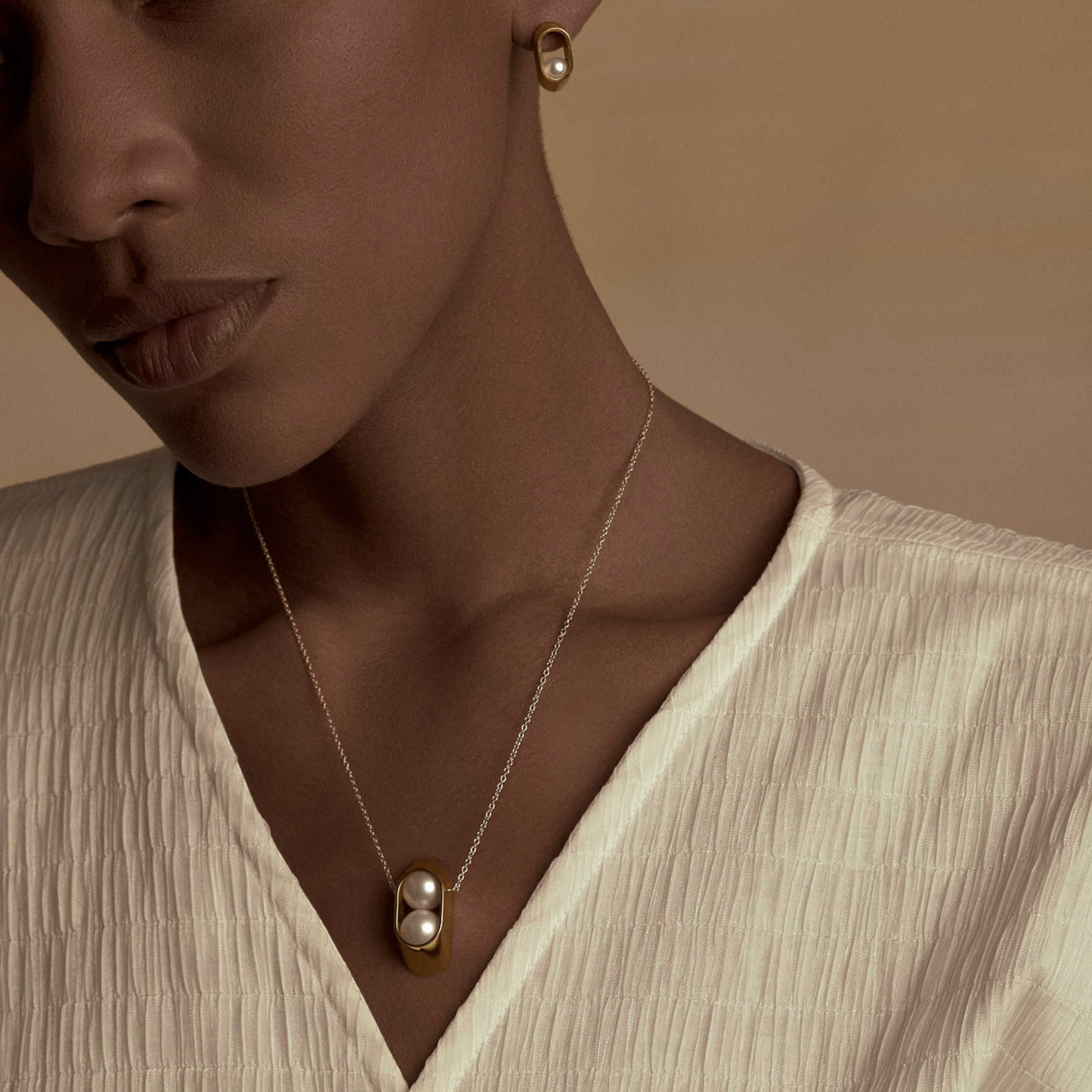 18k Yellow Gold 6mm Akoya Pearl Earrings – Ellipse Earrings | Yael Sonia